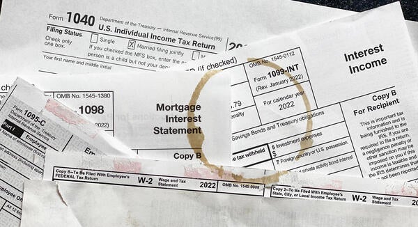 Tax forms | UCR News | UC Riverside