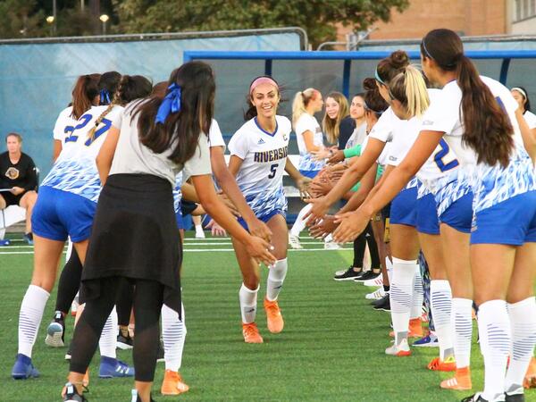 Stories of Impact: Recognizing Athletic and Academic Excellence | UCR ...